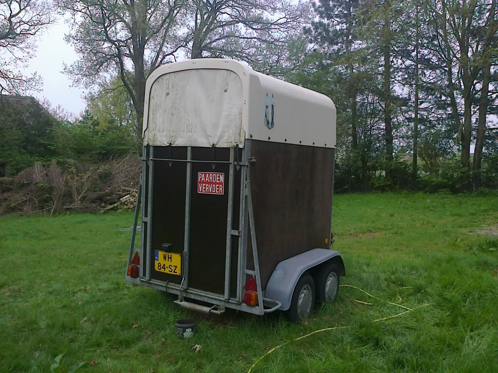Wesco 1,5 paards trailer te koop | Bokt.nl