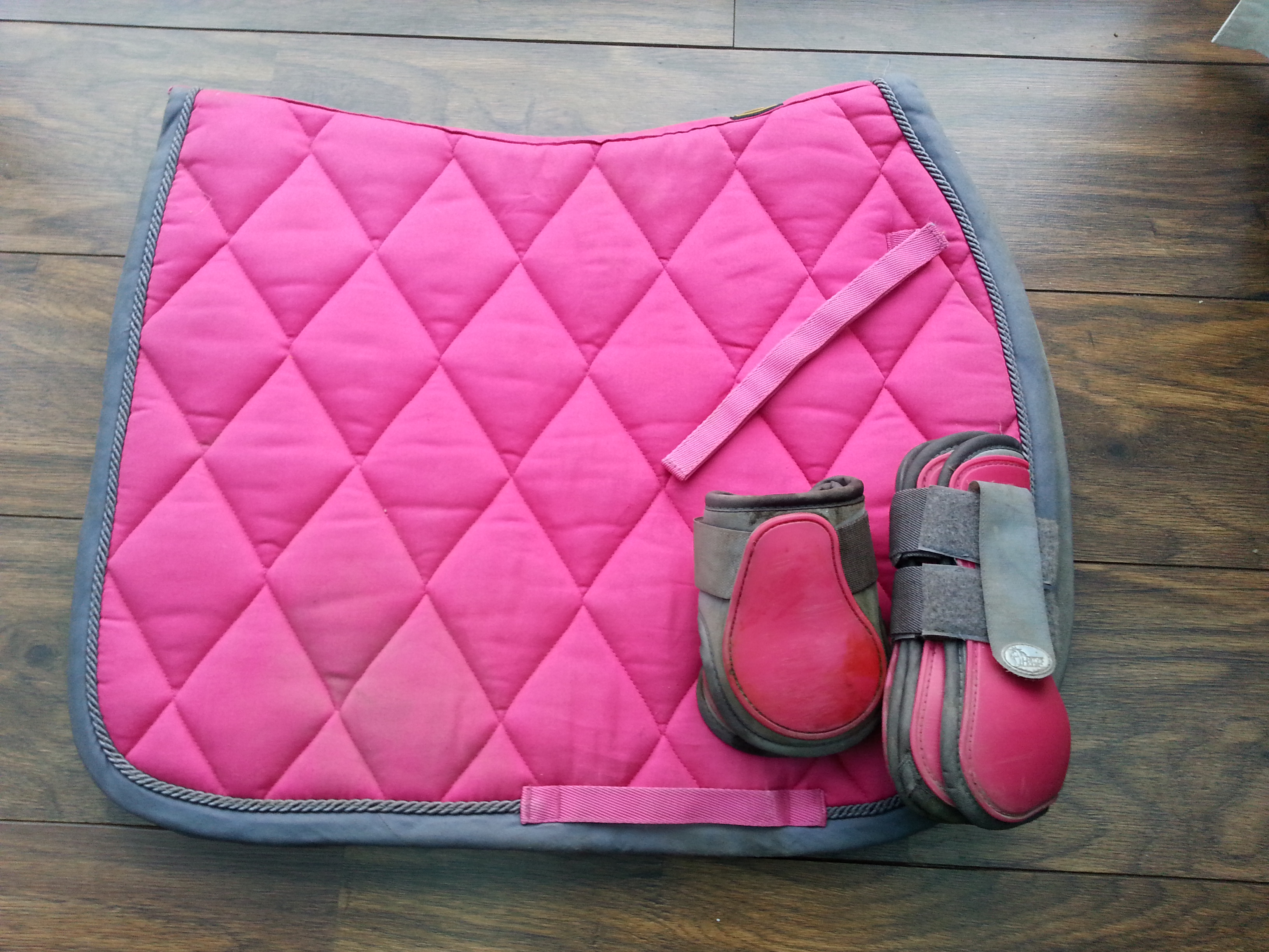 Super leuk roze setje! Maat Cob! | Bokt.nl