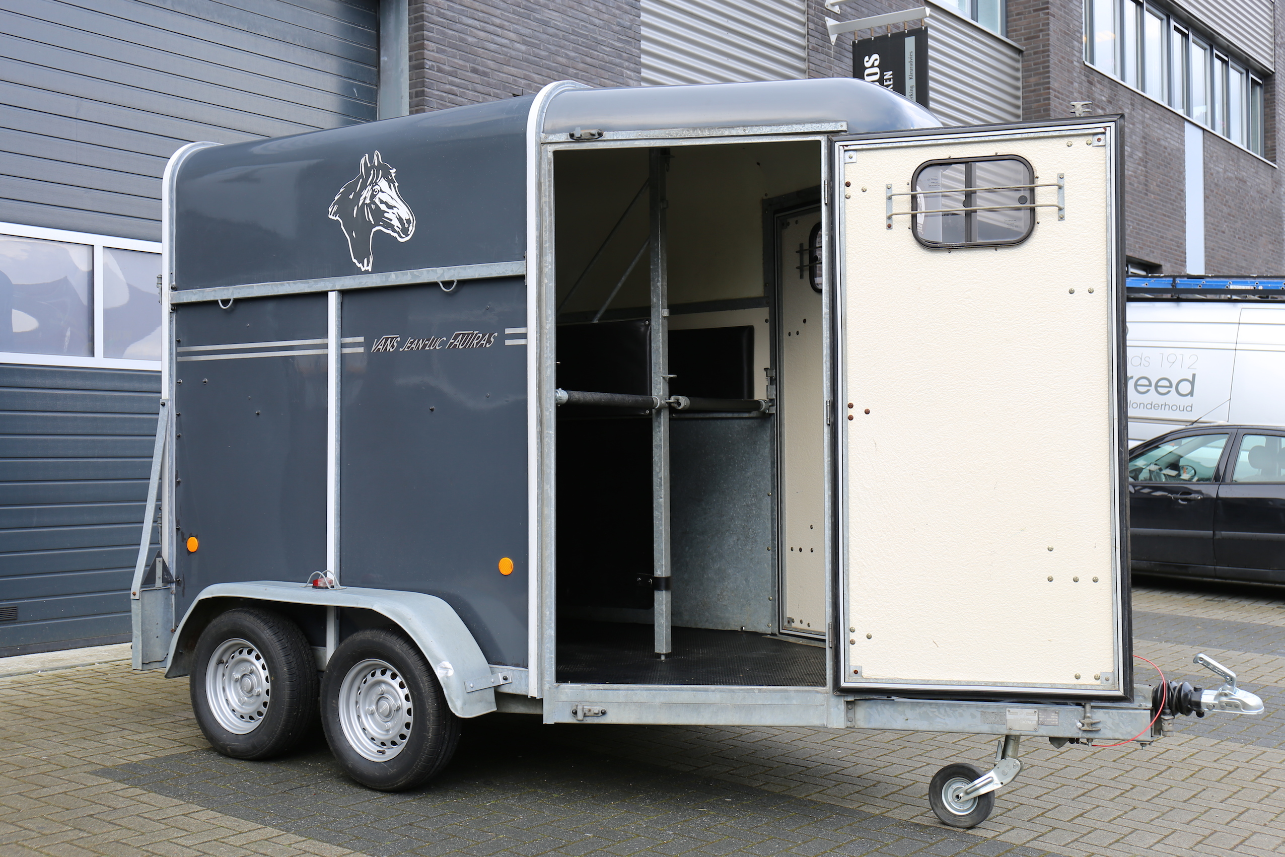 Fautras Provan || 2 paardstrailer | Bokt.nl
