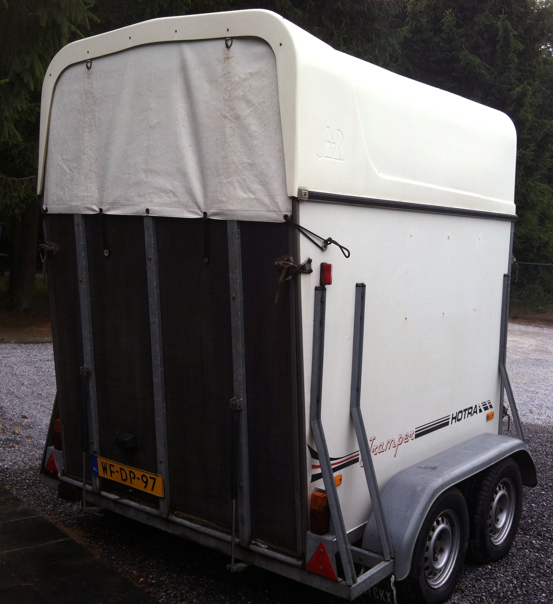 TE KOOP: 2-PAARDS TRAILER | Bokt.nl