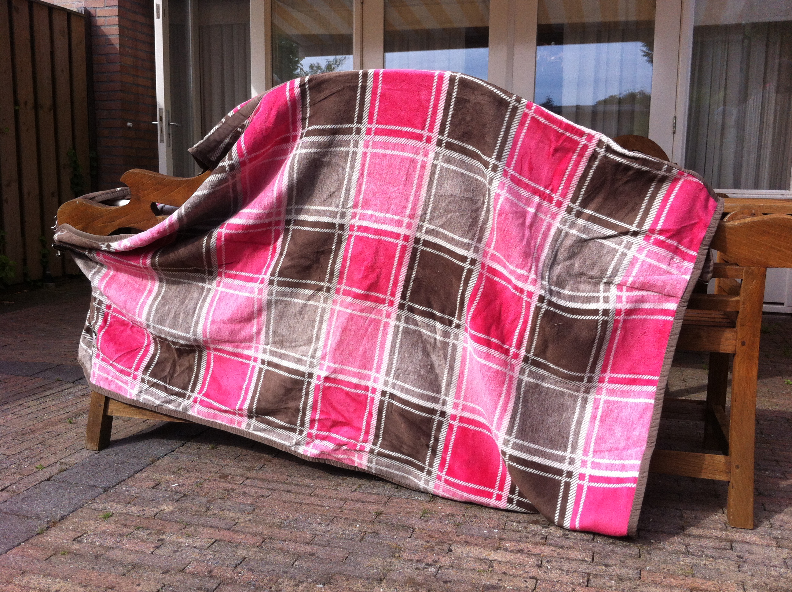Eskadron Pink Dralon maat L | Bokt.nl