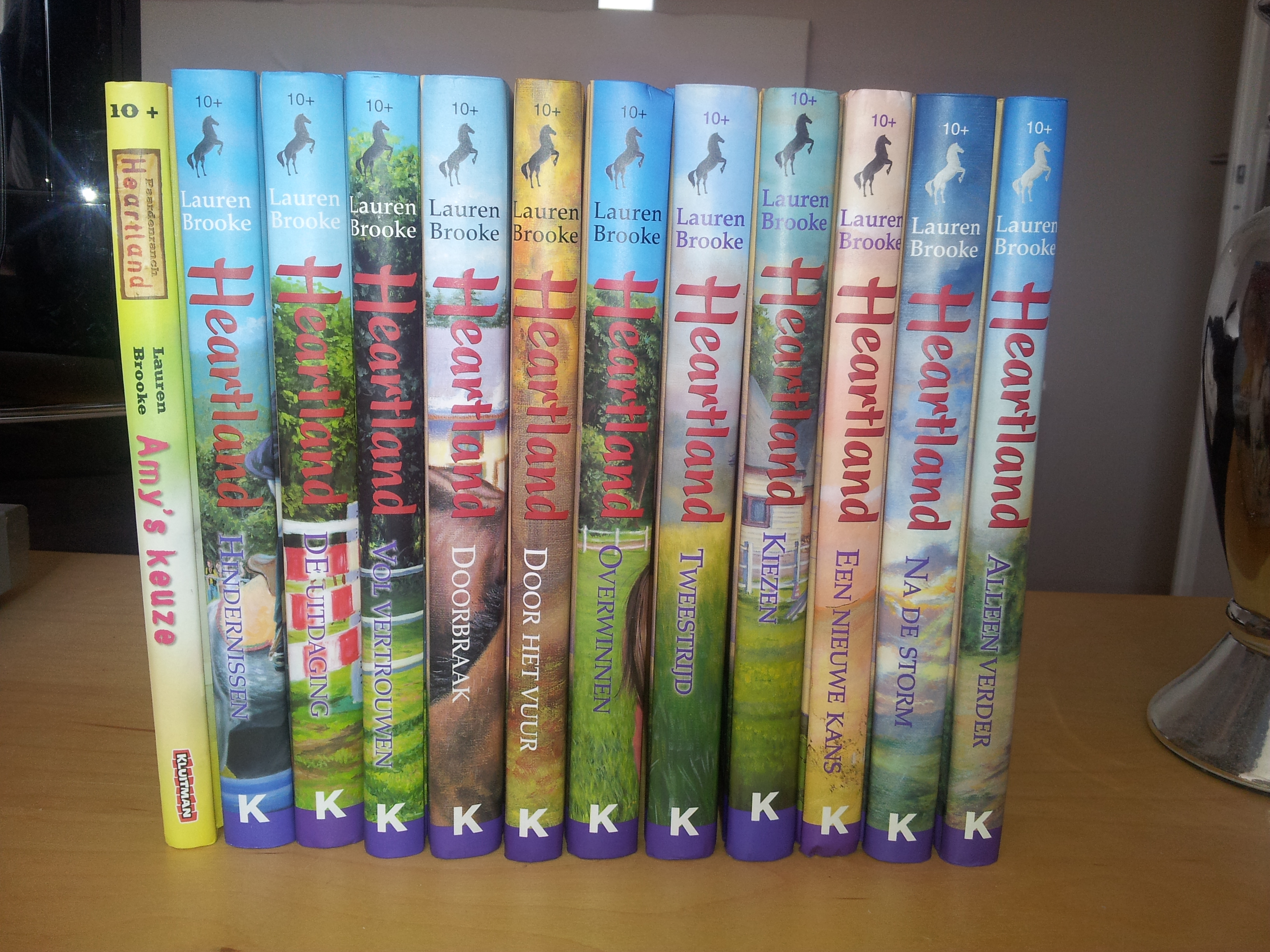 Eerste 12 boeken uit Heartland serie, zeer goede staat! | Bokt.nl