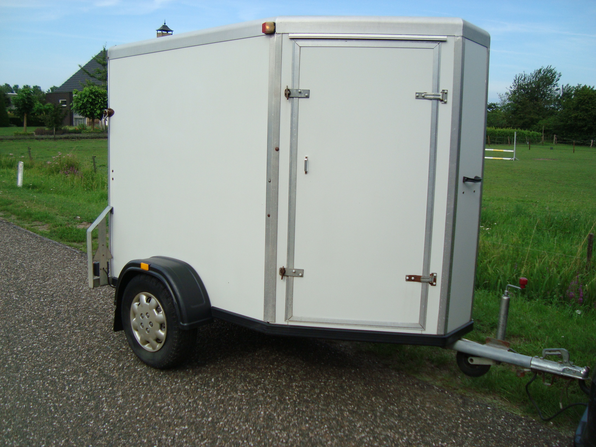 Ponytrailer kleinveetrailer veetrailer paardentrailer | Bokt.nl