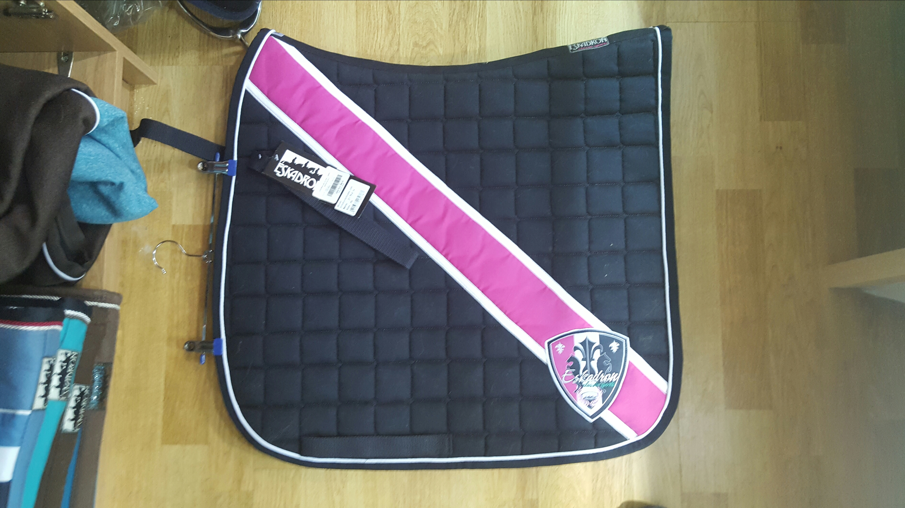 Eskadron bicolor darknavy/pink. Full dresuur. Nieuw | Bokt.nl