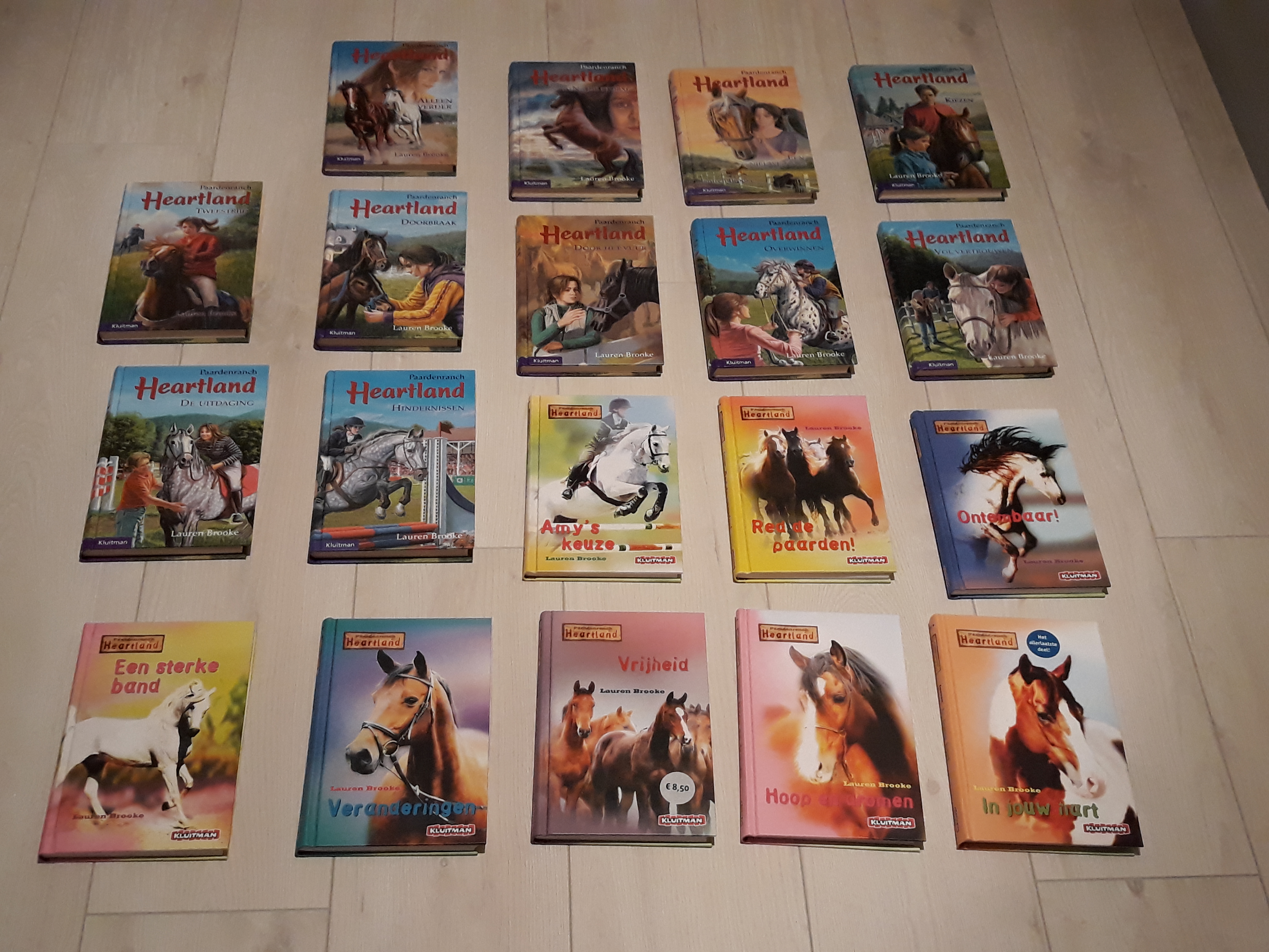 Complete hardcover serie (19 delen) van Heartland. | Bokt.nl