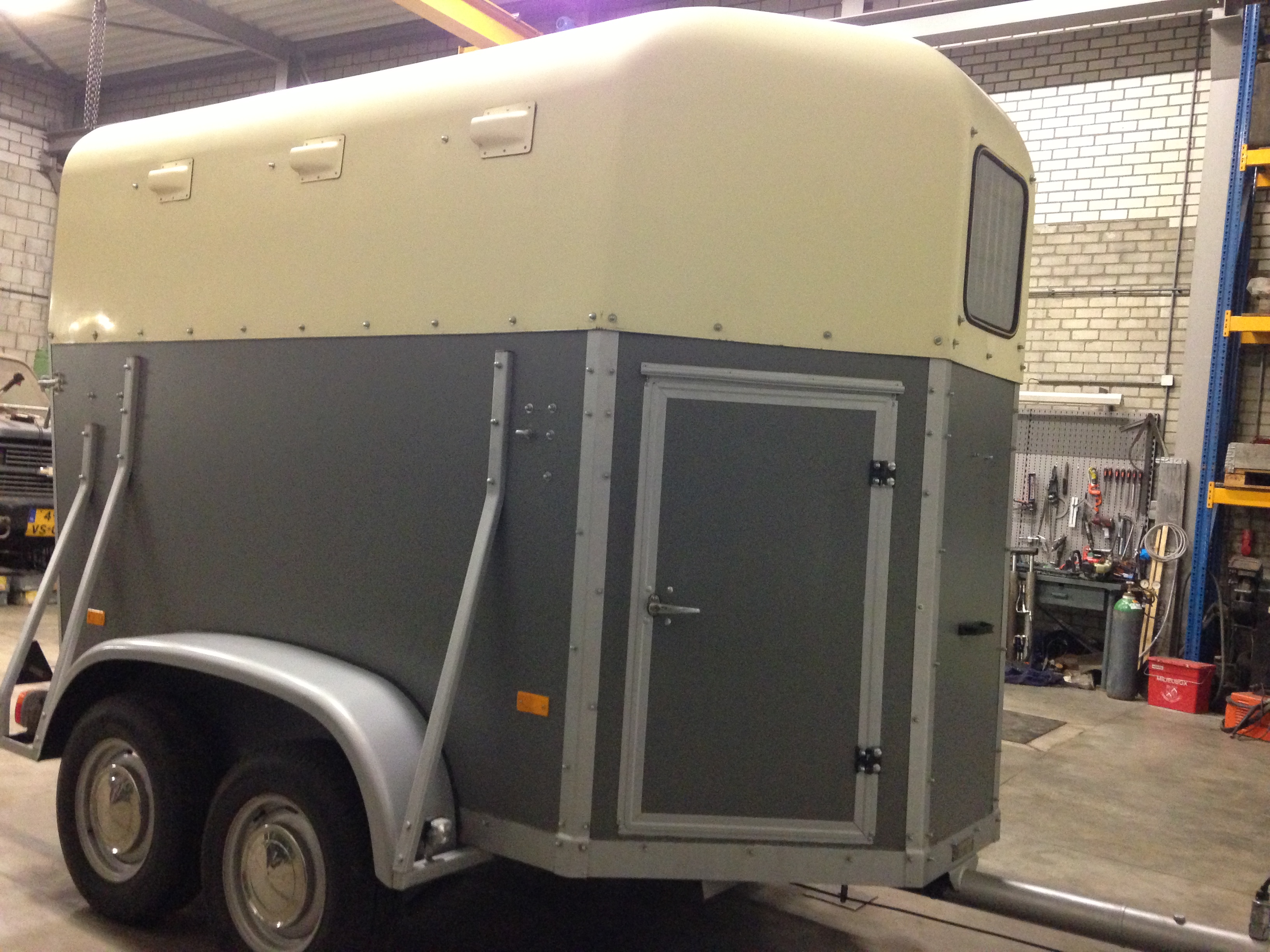 Gave 2 paards Böckmann trailer te koop nu slechts €1500.- !! | Bokt.nl