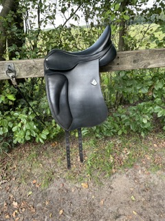 Bates Icelandic zadel 17 inch in zeer goede staat | Bokt.nl